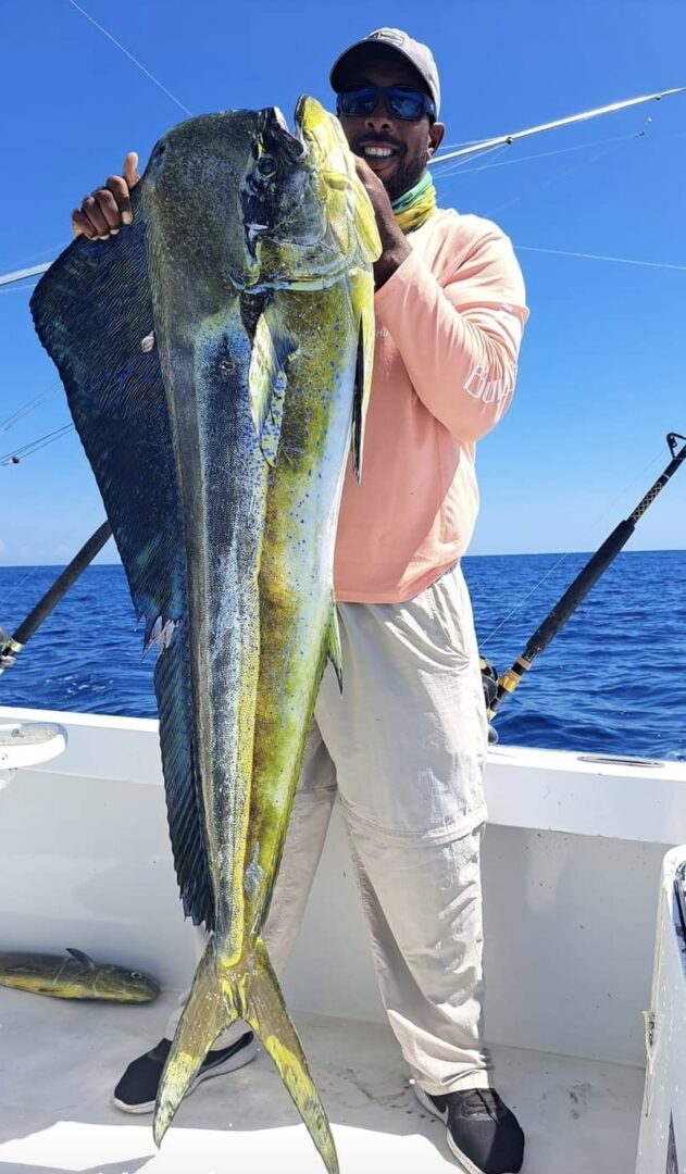 Professional Fishing Guides - Quepos Fish Adventure